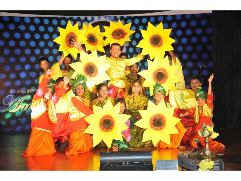 Shows - Spinners Dance Studio